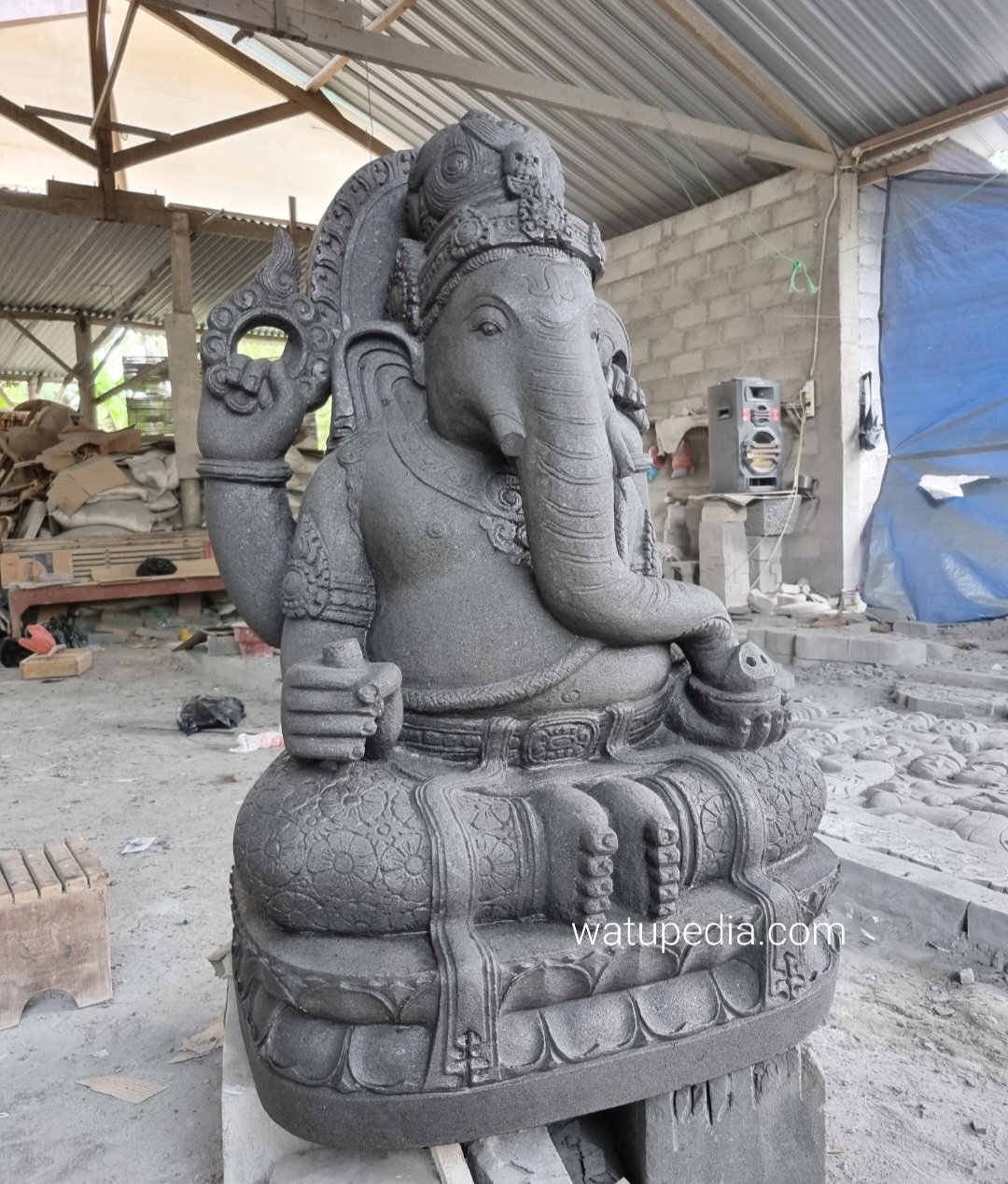 Patung Ganesha dari batu - WATUPEDIA STONE ART