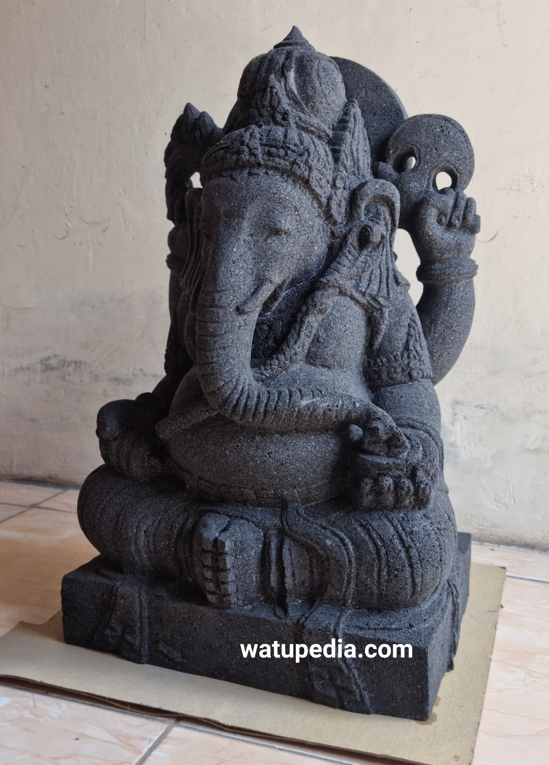 Patung Ganesha dari batu - WATUPEDIA STONE ART